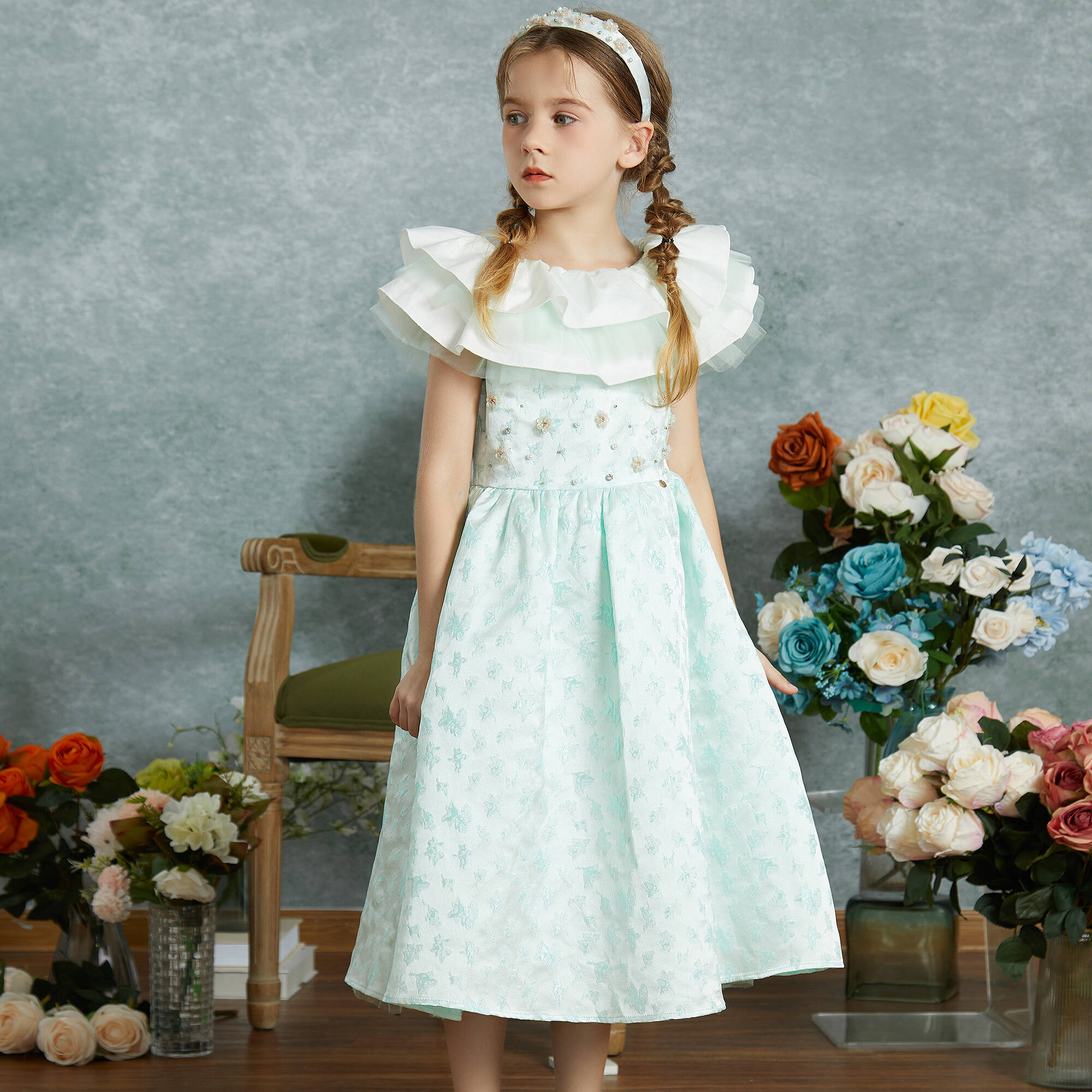 Le Mu - Girls Green Satin Jacquard Dress | Childrensalon Outlet